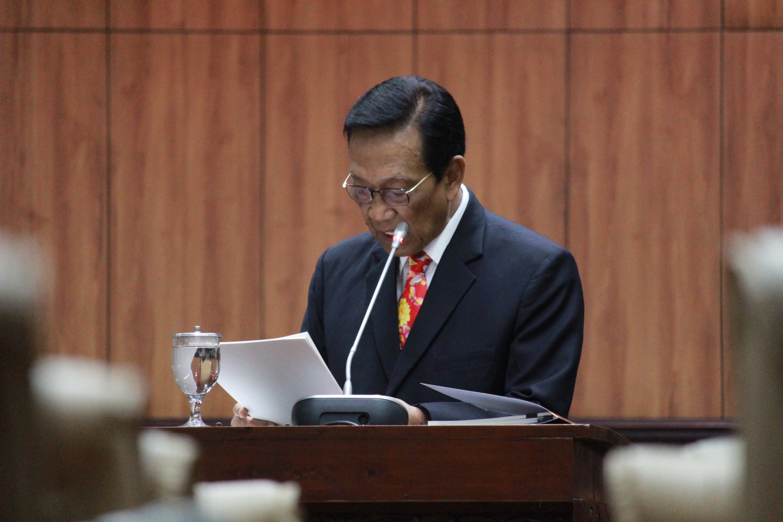 Jawaban Gubernur atas Pemandangan Umum Fraksi DPRD DIY - e-Parlemen ...