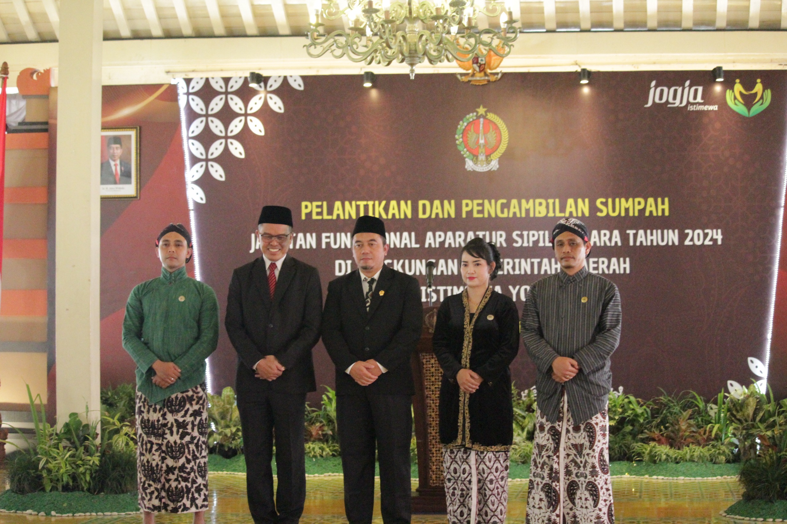 Wakil Ketua DPRD Hadiri Pelantikan ASN di Lingkungan Pemda DIY - e ...